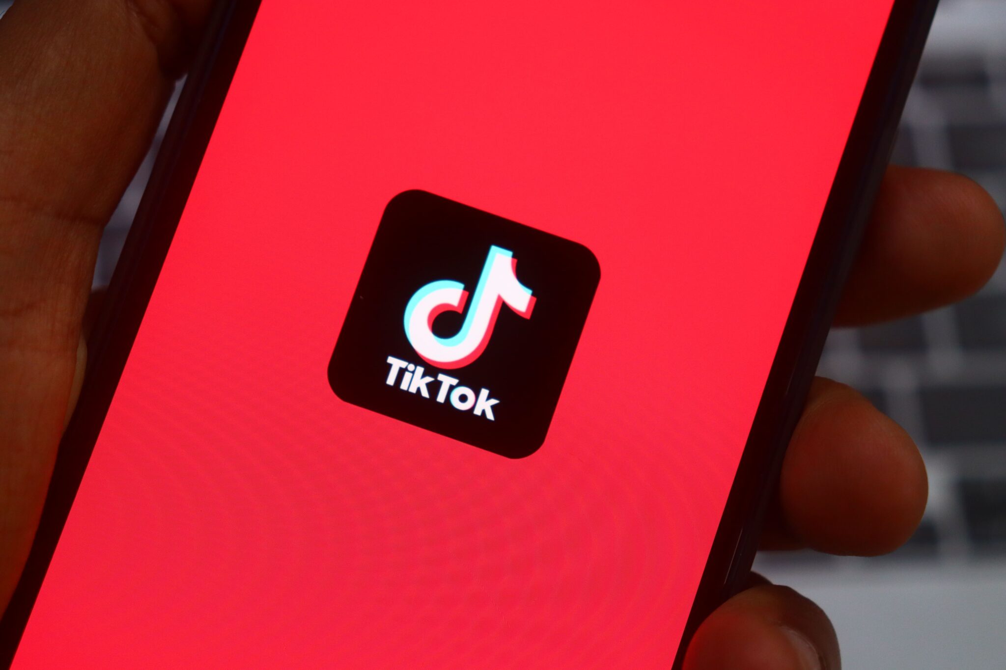 How to Block Someone on TikTok: Quick & Easy Guide